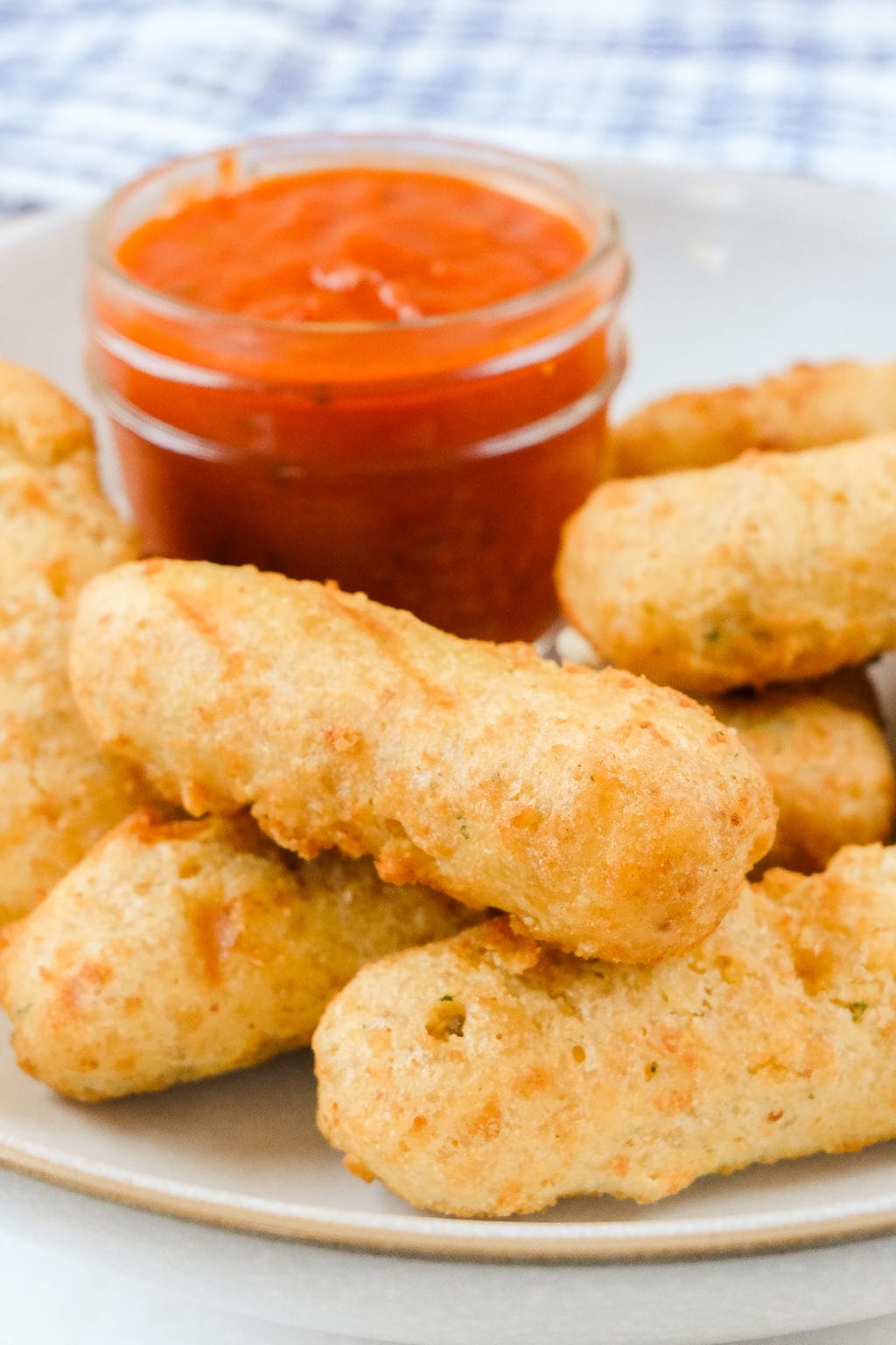 Air Fryer Frozen Mozzarella Sticks - Simply Air Fryer